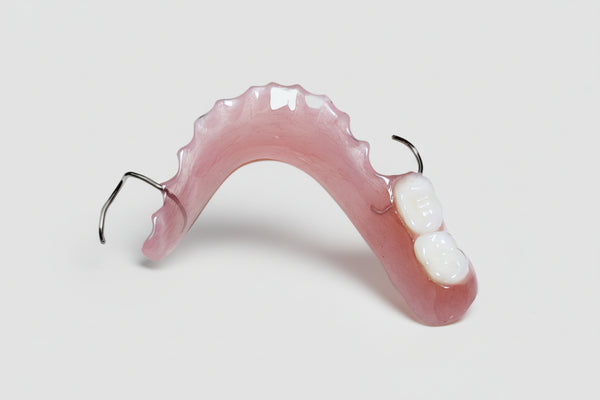 Nesbit Flipper Denture – Acrylic, Affordable, One-Sided Fit